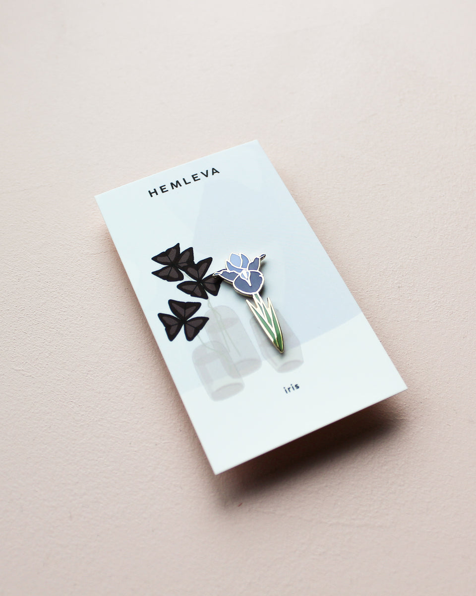 Iris Enamel Pin – HEMLEVA